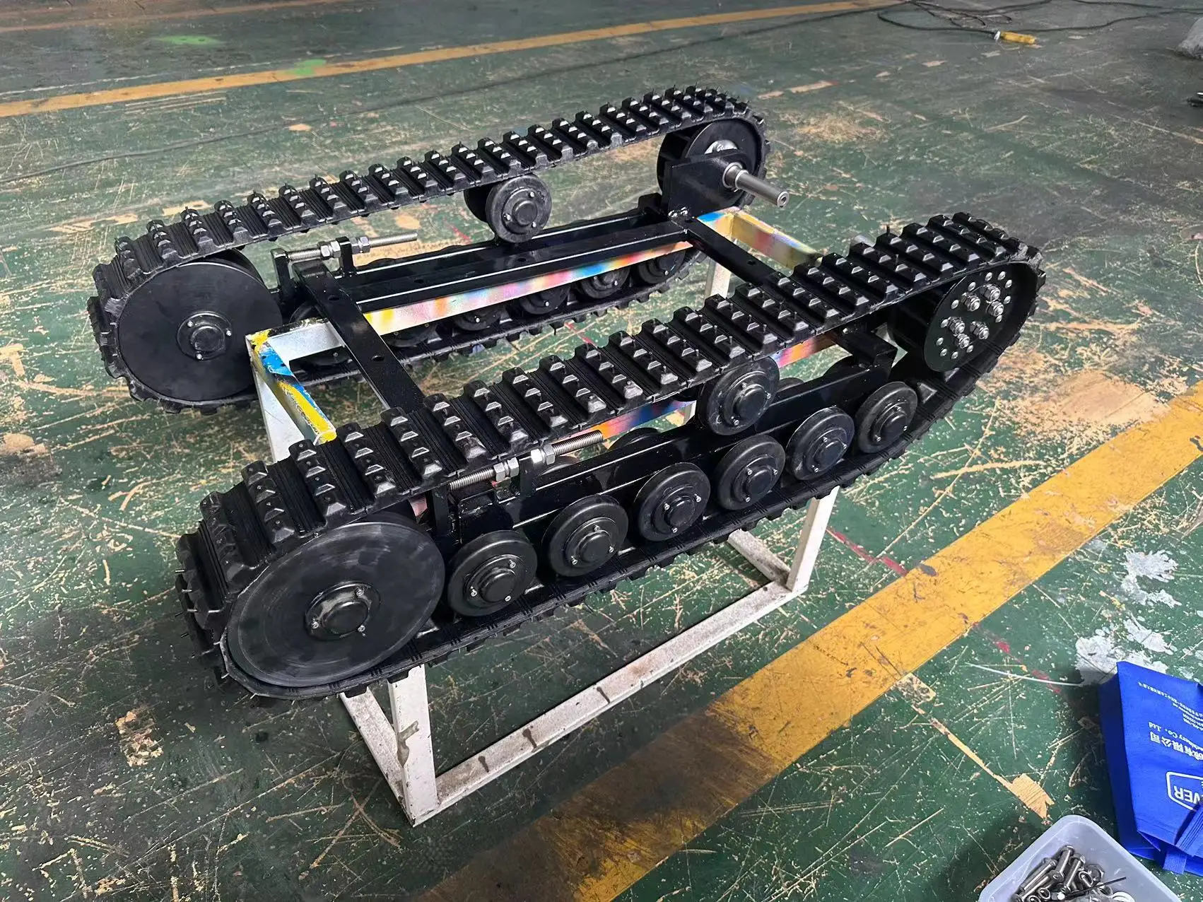 Robot Tank Treads with Different Width Sections and Drive Wheels BC-80