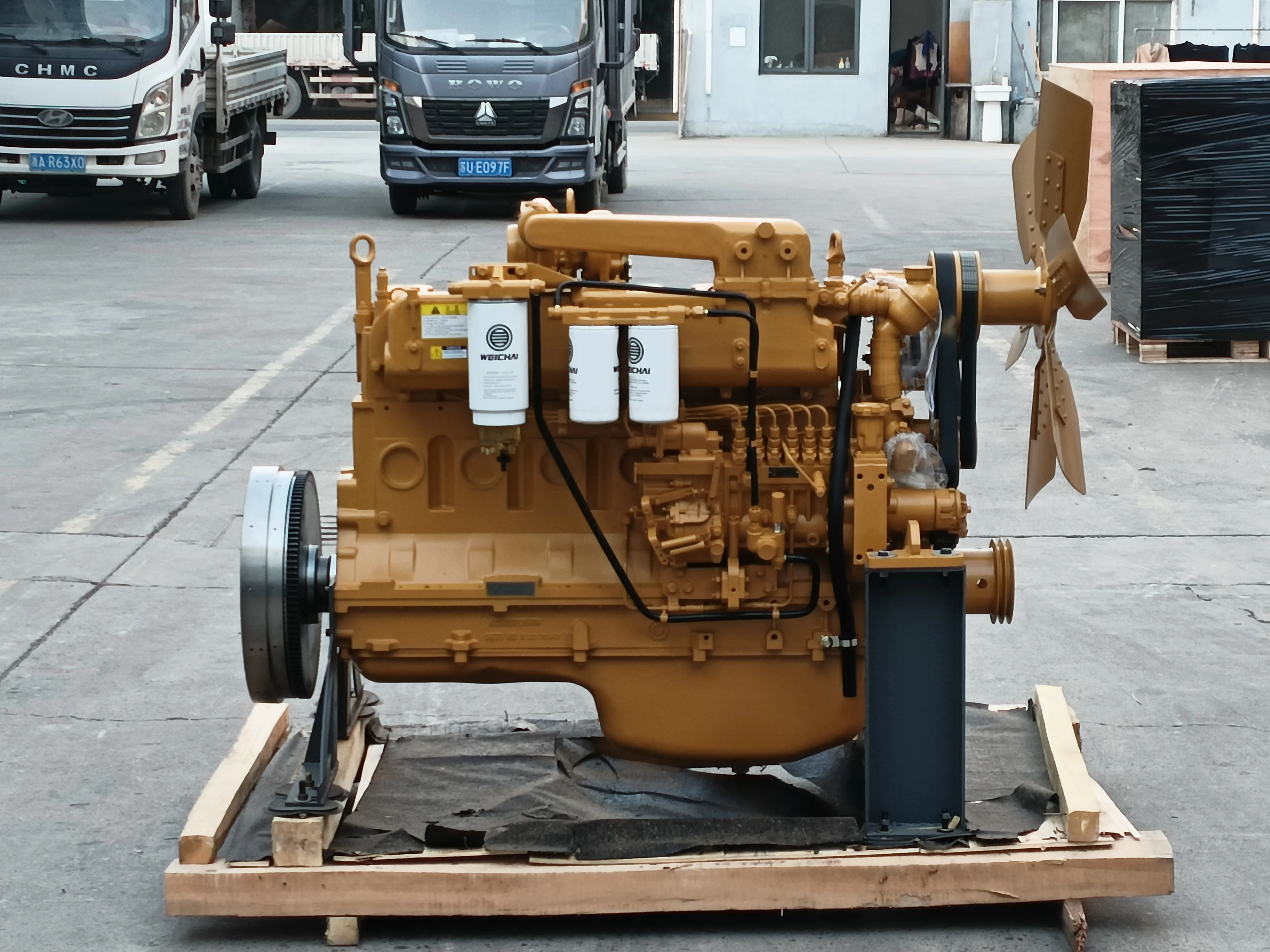 Genuine Wd10g178e25 Diesel Engine Water Cooled Motor 131 Kw/178 Hp/1850 ...