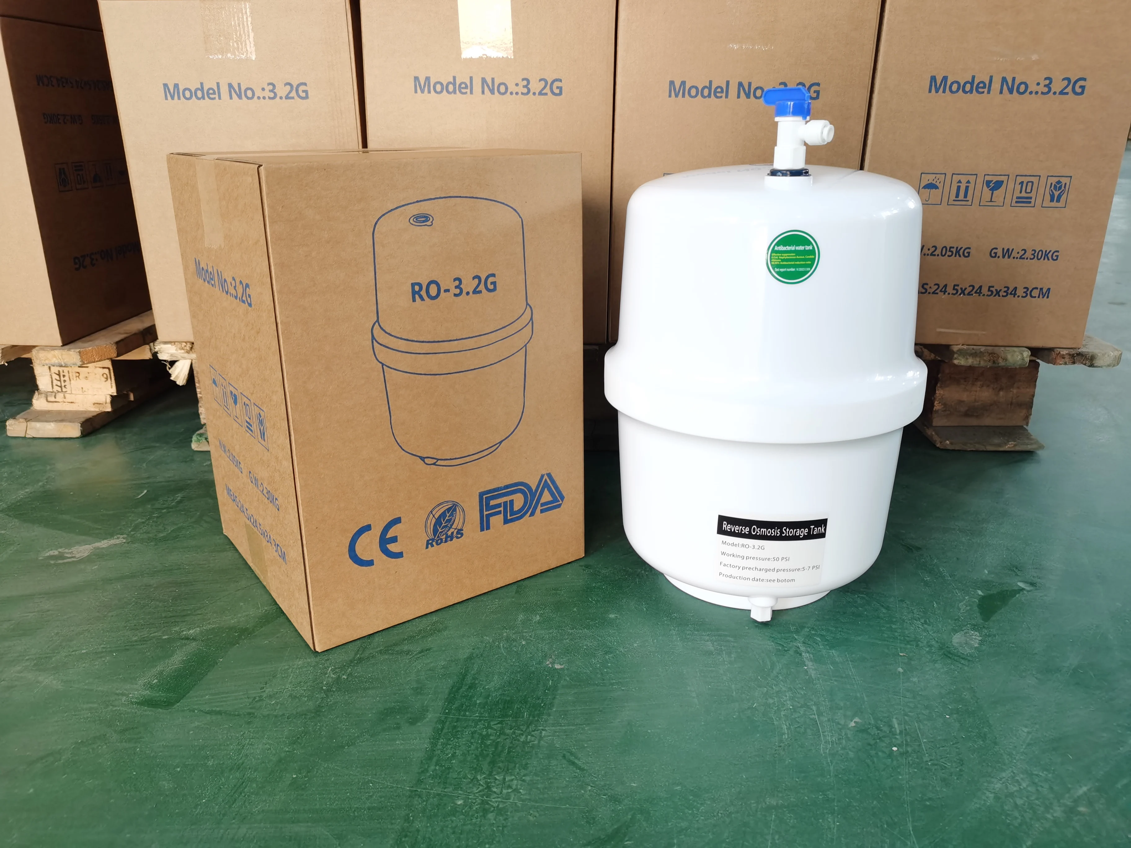 3.2 Gallon Plastic-Steel Water Storage Tank for RO System