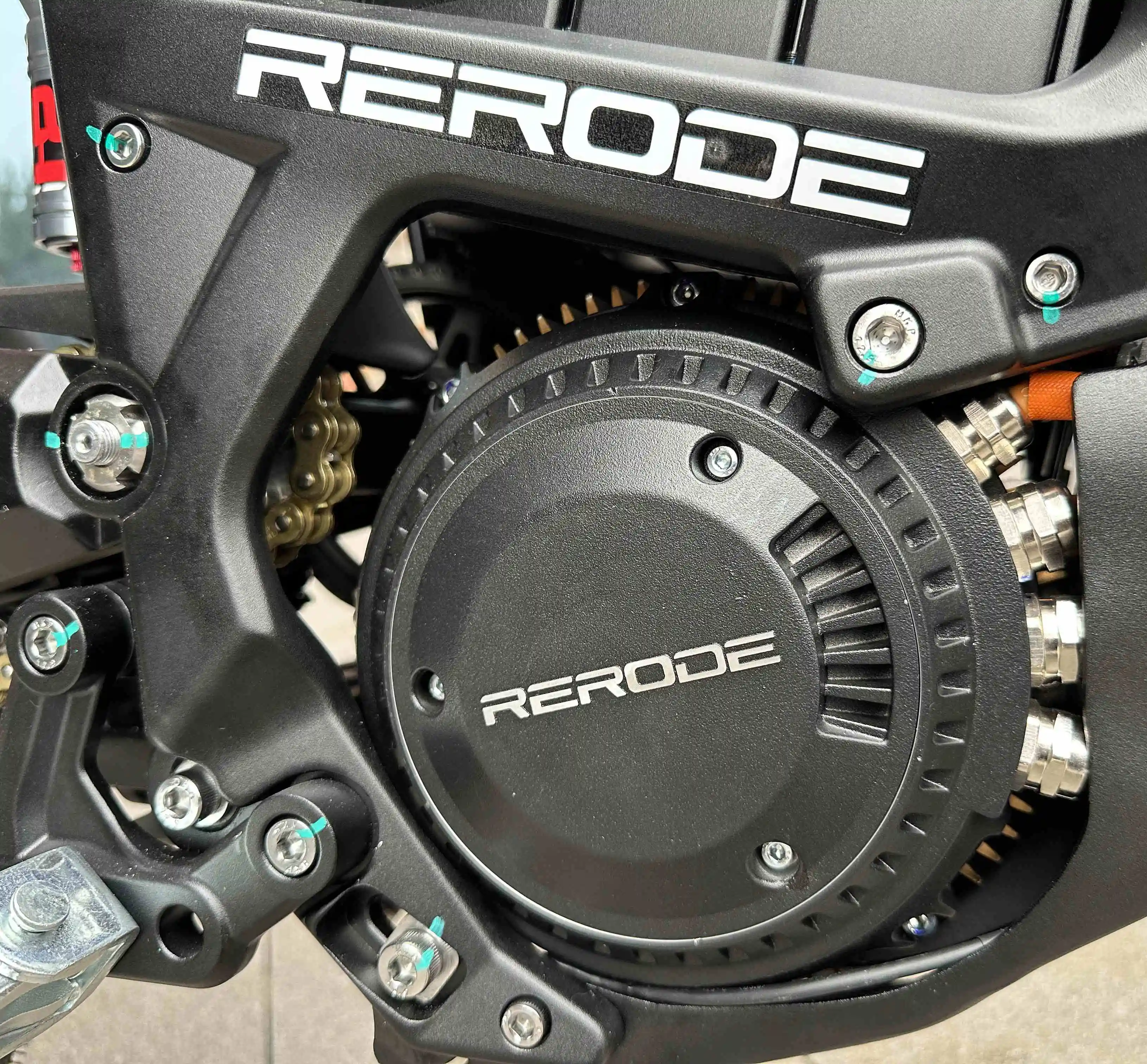 R1 Off Road Style Steal Th Bomber Electric Road Bike 8000 Ebike ...