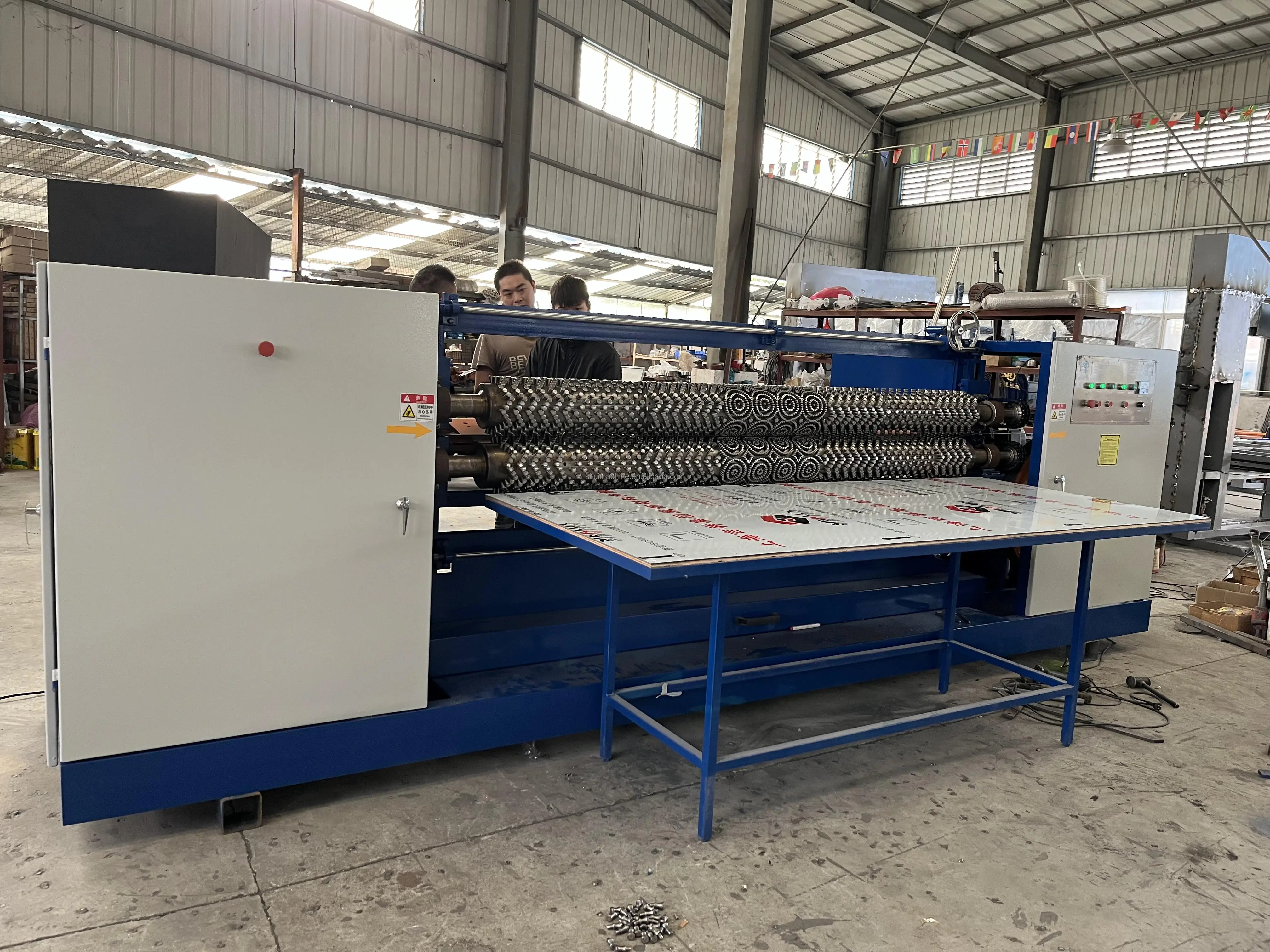 High Efficiency Profile Sponge Cutting Machine for Soundproof Foam