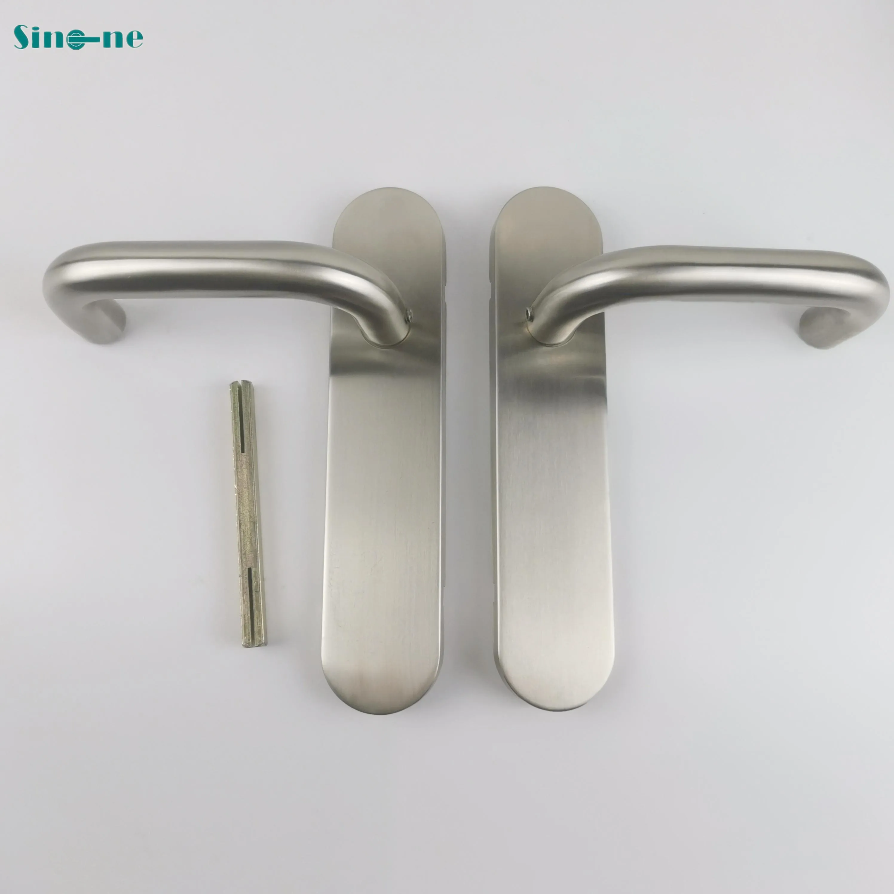 Euro Standard Lever/Lever Door Handles, 240mm/168mm Backplate -92mm ...