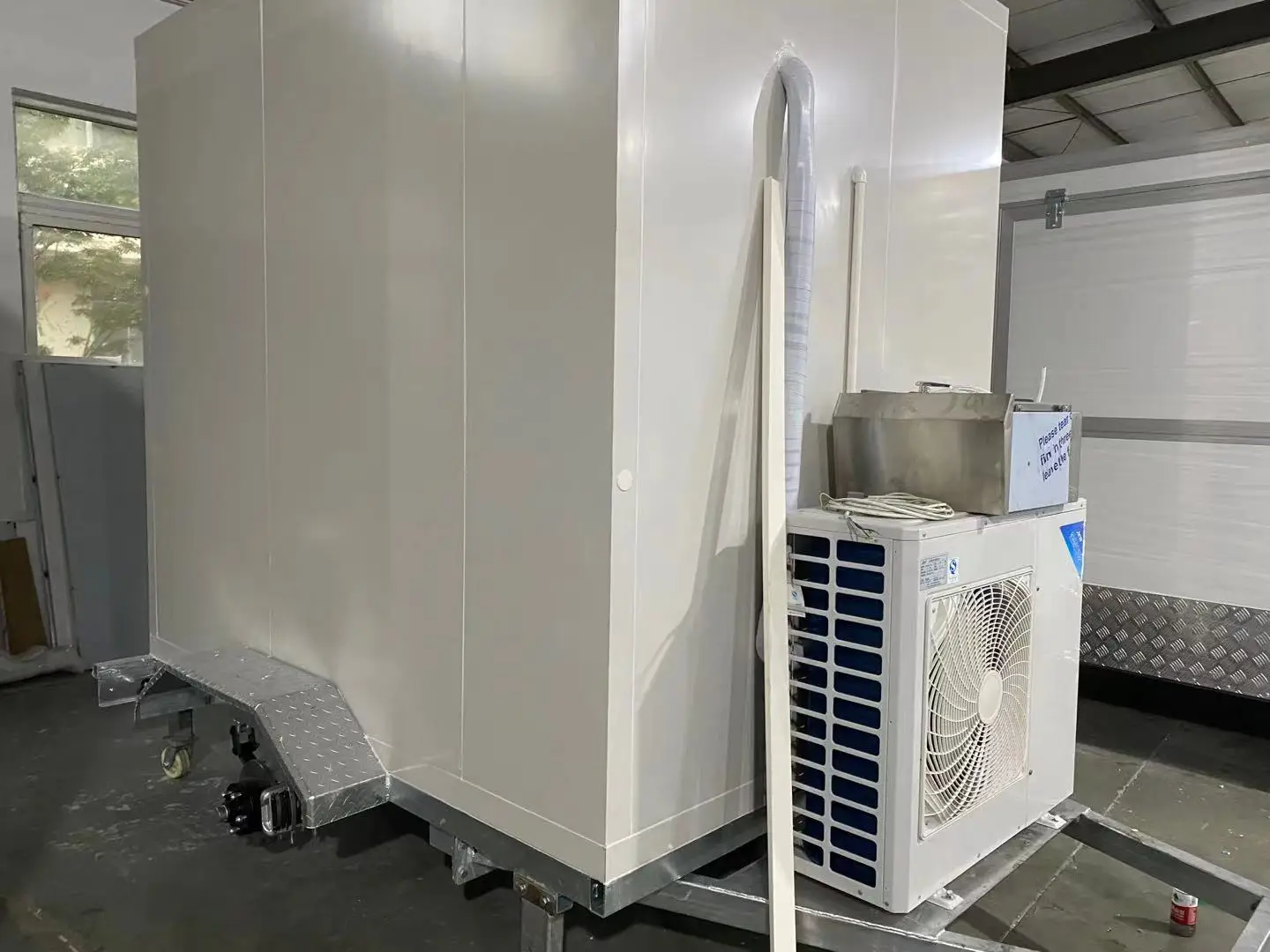 Refrigeration Trailer Box Portable Cold Room Box Custom Mobile Chiller ...
