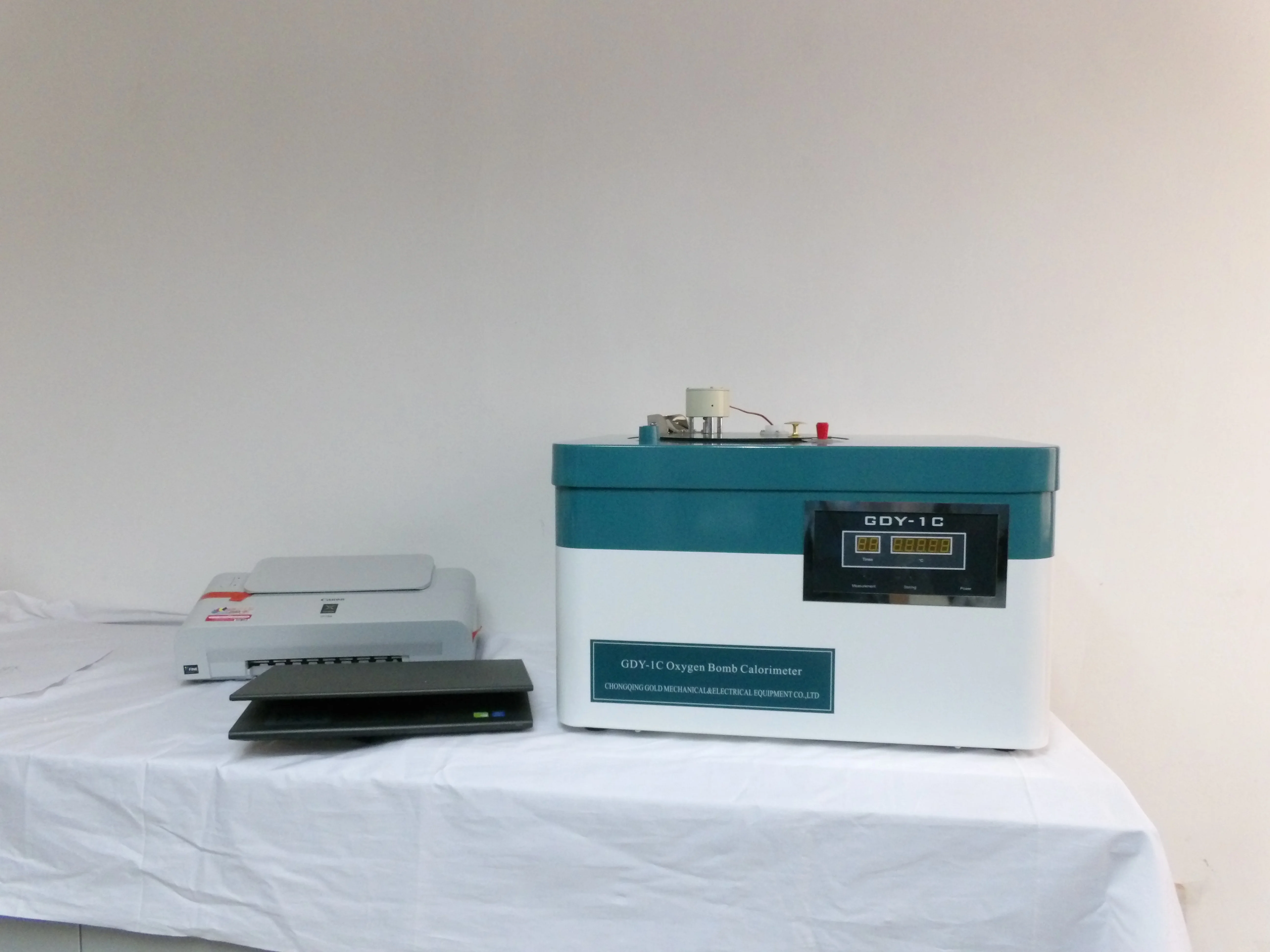 Astm D5865 Fully Automated Oxygen Bomb Calorimeter 5000~40000j/k - Buy ...