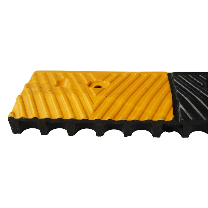 PVC Covered Rubber Speed Bumps Global Application Kerb/Curb Ramp for ...