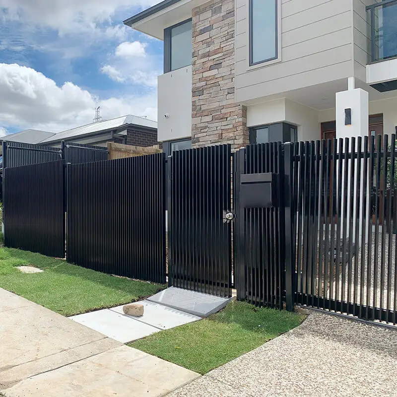 Customizable Metal Fencing - Durable and Stylish Solutions