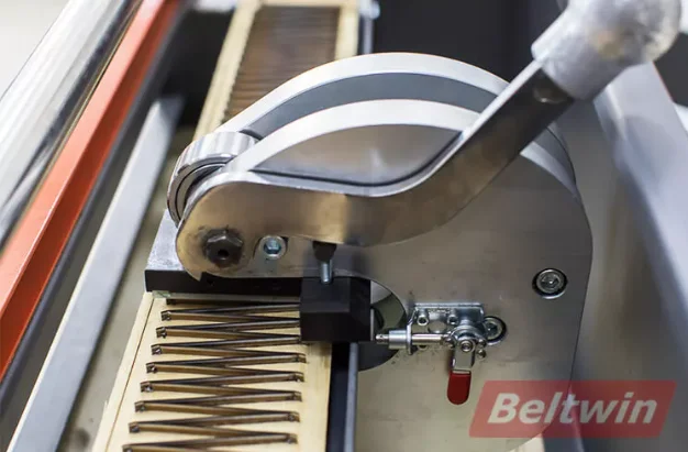 Beltwin TC600 - Durable & Efficient Manual Finger Puncher