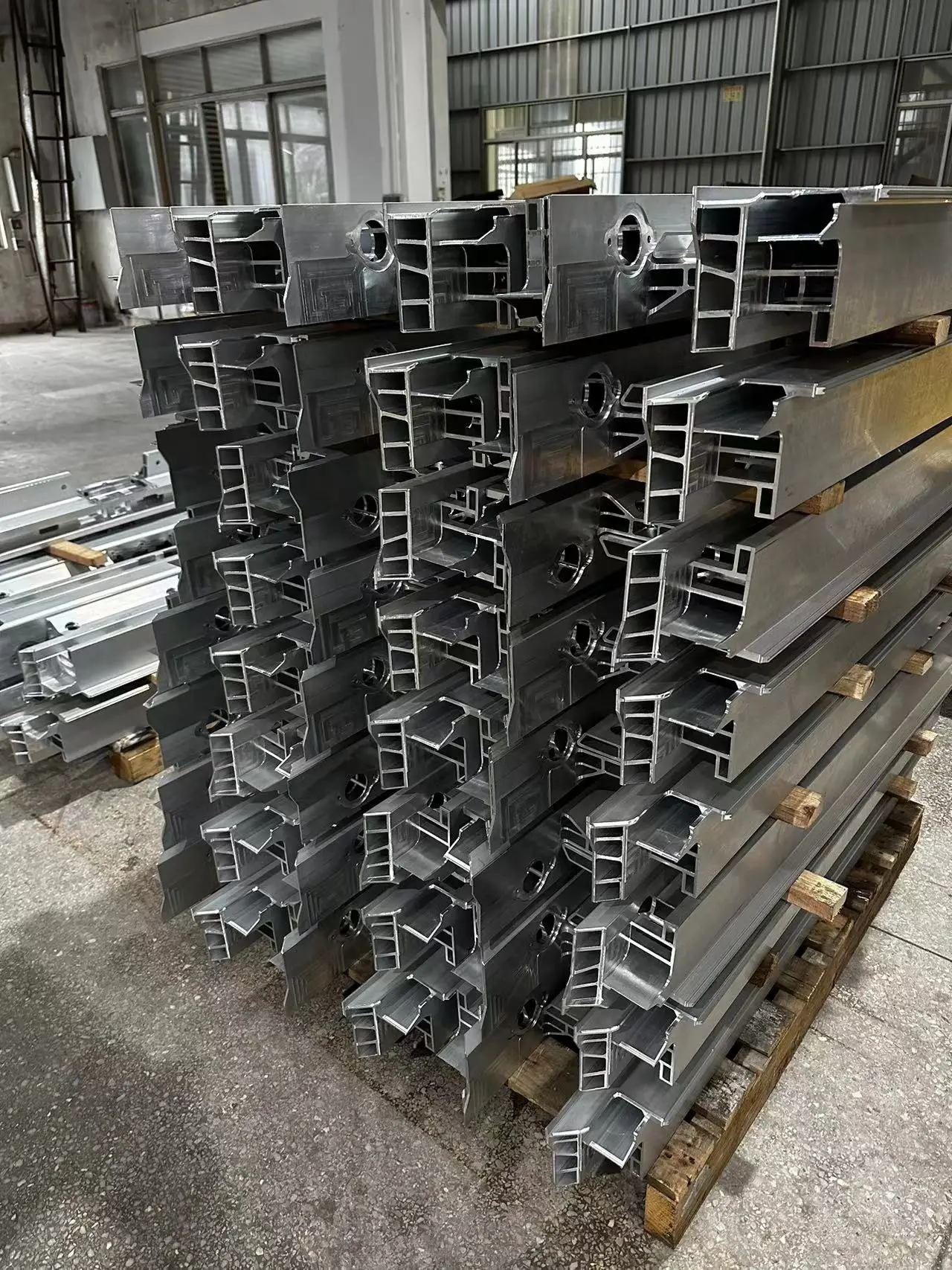 Aluminum Profile Cnc Processing And Custom Mold Opening For Solar ...