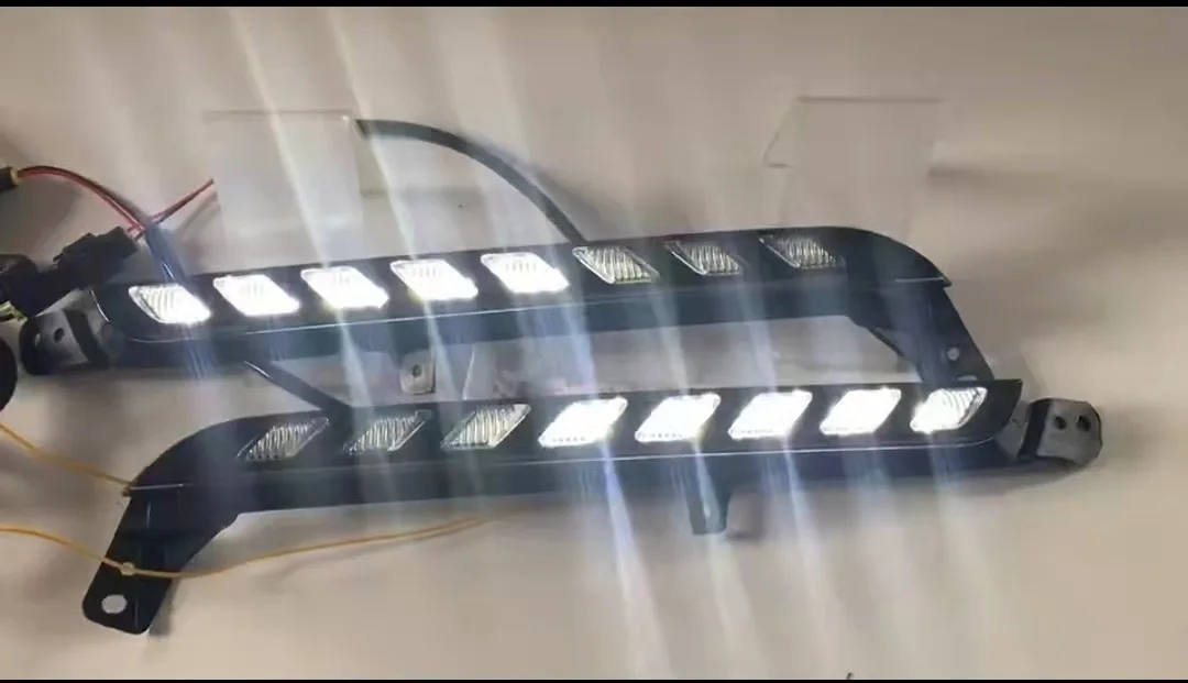 MRD Fit for Toyota Hilux 2020 LED DRL & Turn Signal Light
