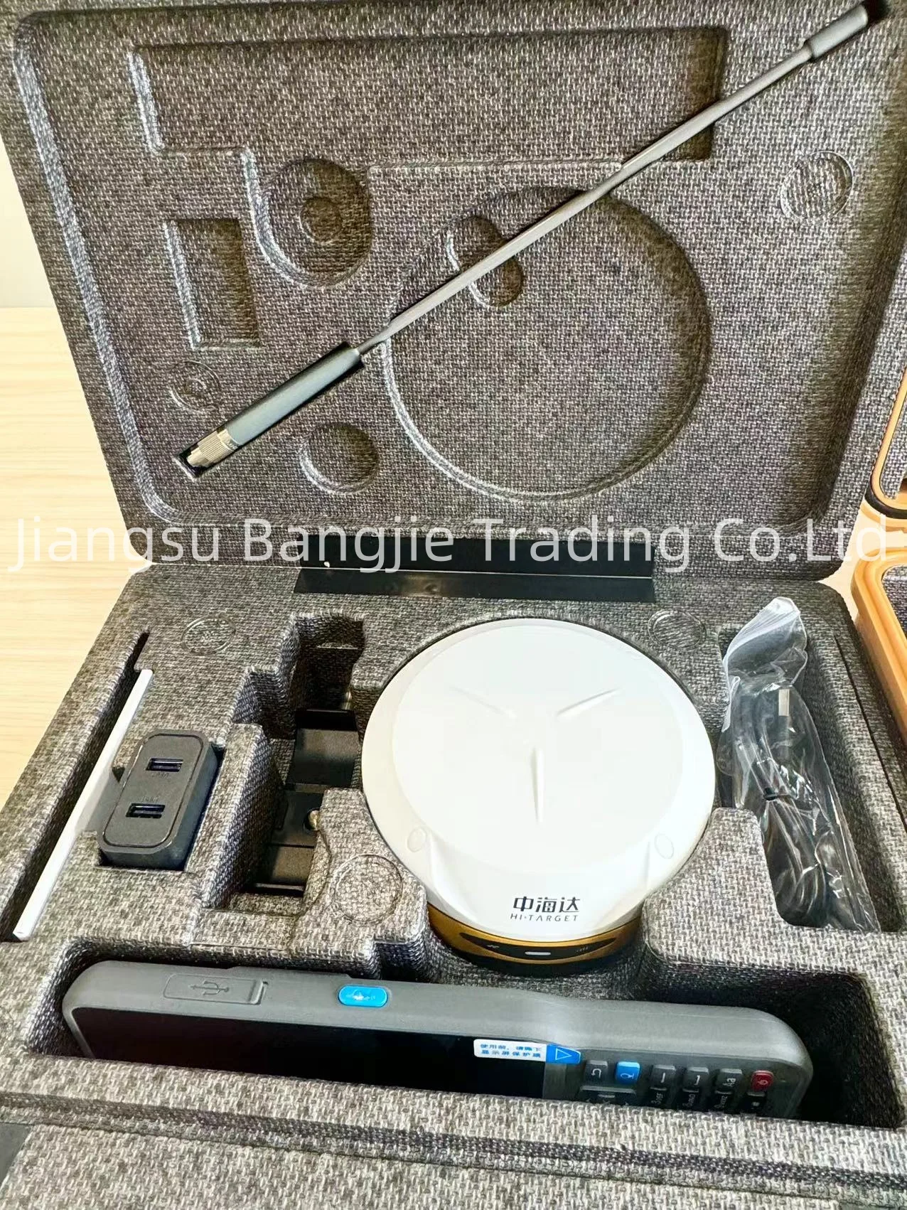 Hi-target V300/V500 - 1408 Channels GNSS RTK Surveying Instrument