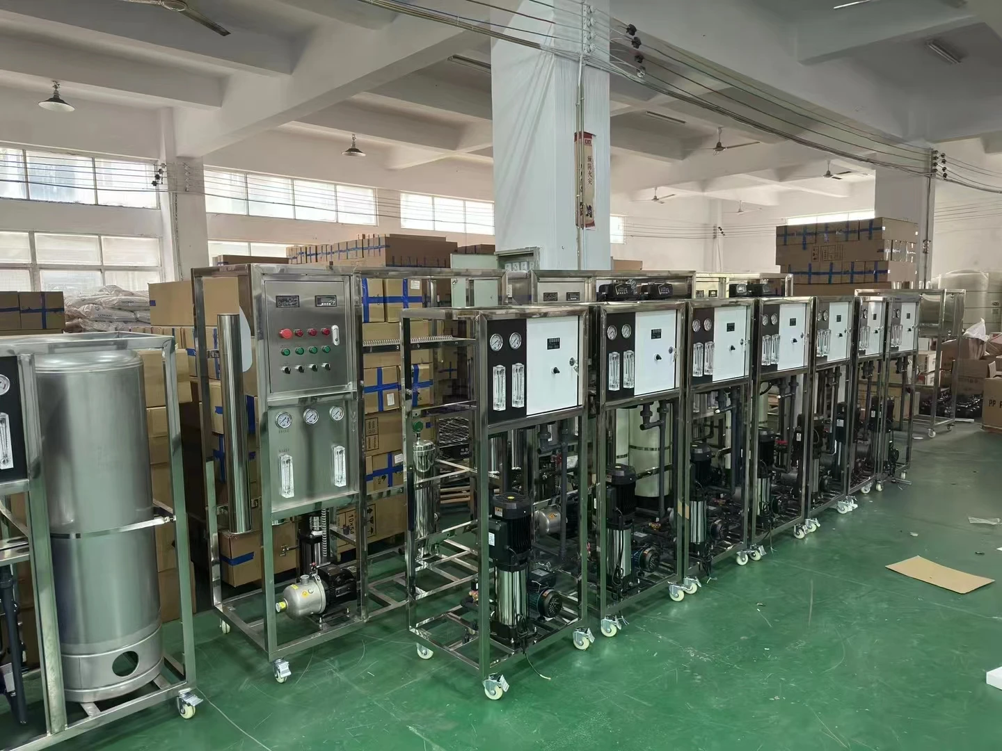 Good Quality 3000GPD 500 LPH Commercial Cabinet Type Reverse Osmosis ...