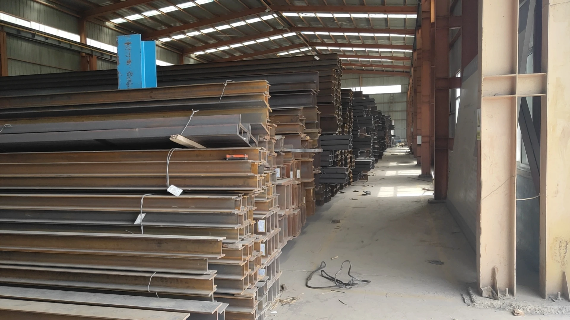 Jis En Astm Steel I Beam Iron Section I Web Flange Welded C Channel U I ...