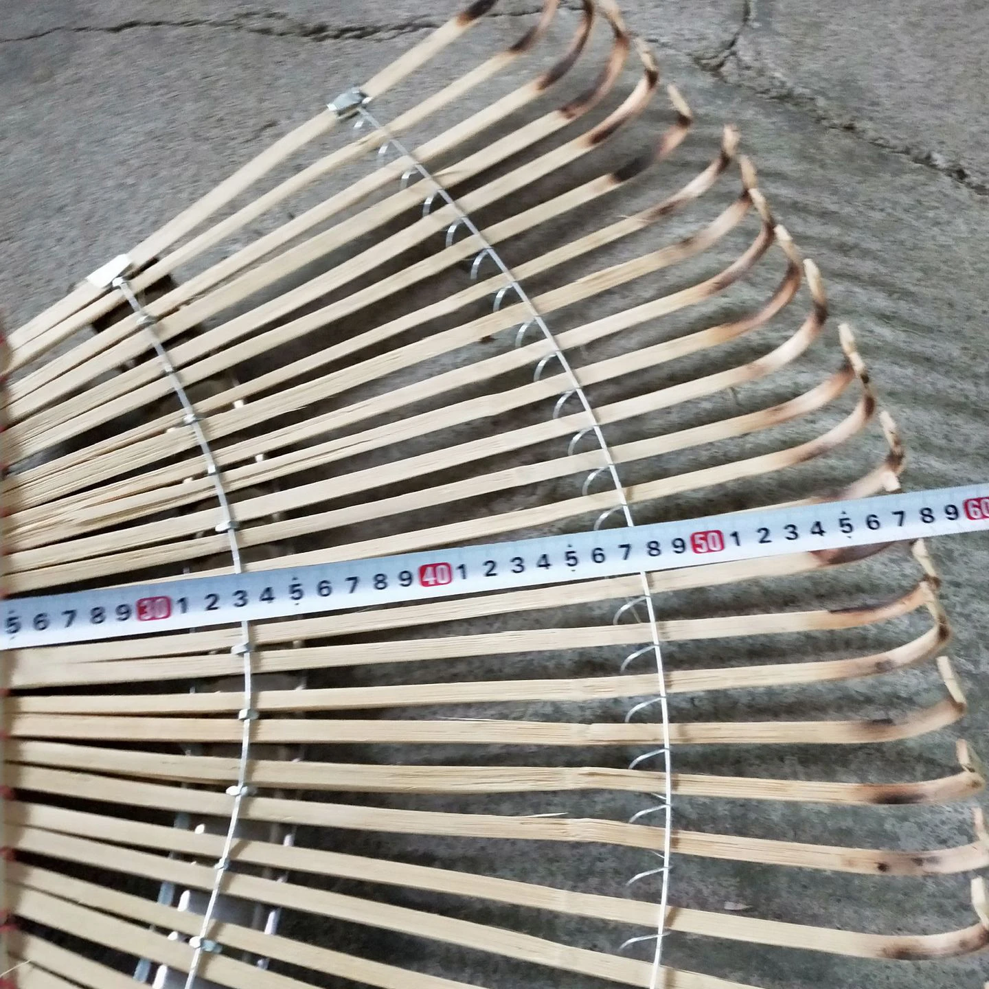 26 Teeth Bamboo Rake - Durable Lawn Rake with Wooden Handle