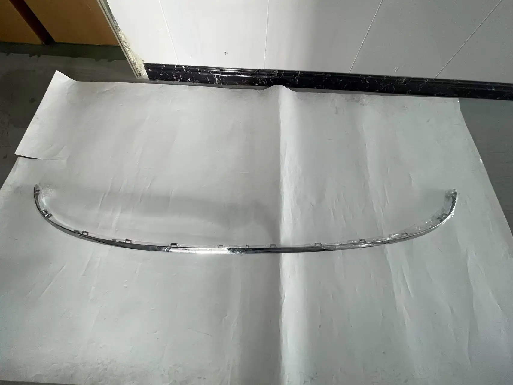 Factory Price Rear Bumper Spoiler Moulding 4H0 807 443A for AUDI A8 ...