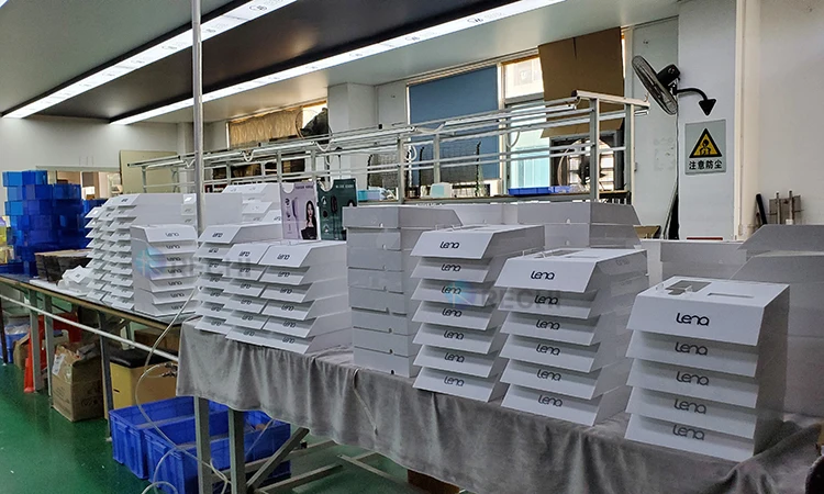 RECHI Custom L Shape Counter Wood Wallets POS Display Stand