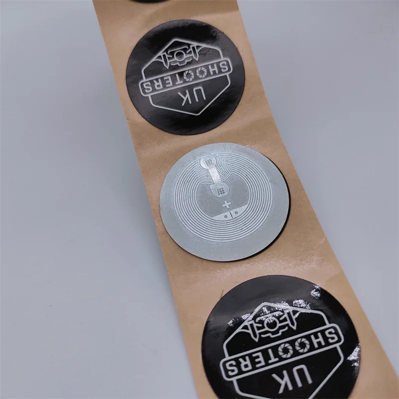 Custom NTAG 215 NFC Digital Business Card - Waterproof & Programmable