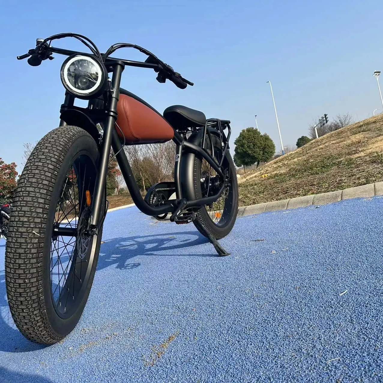 Cheetah Vintage Cruiser Style 26 Inch Cafe Racer Fat Tire Electric Bike ...