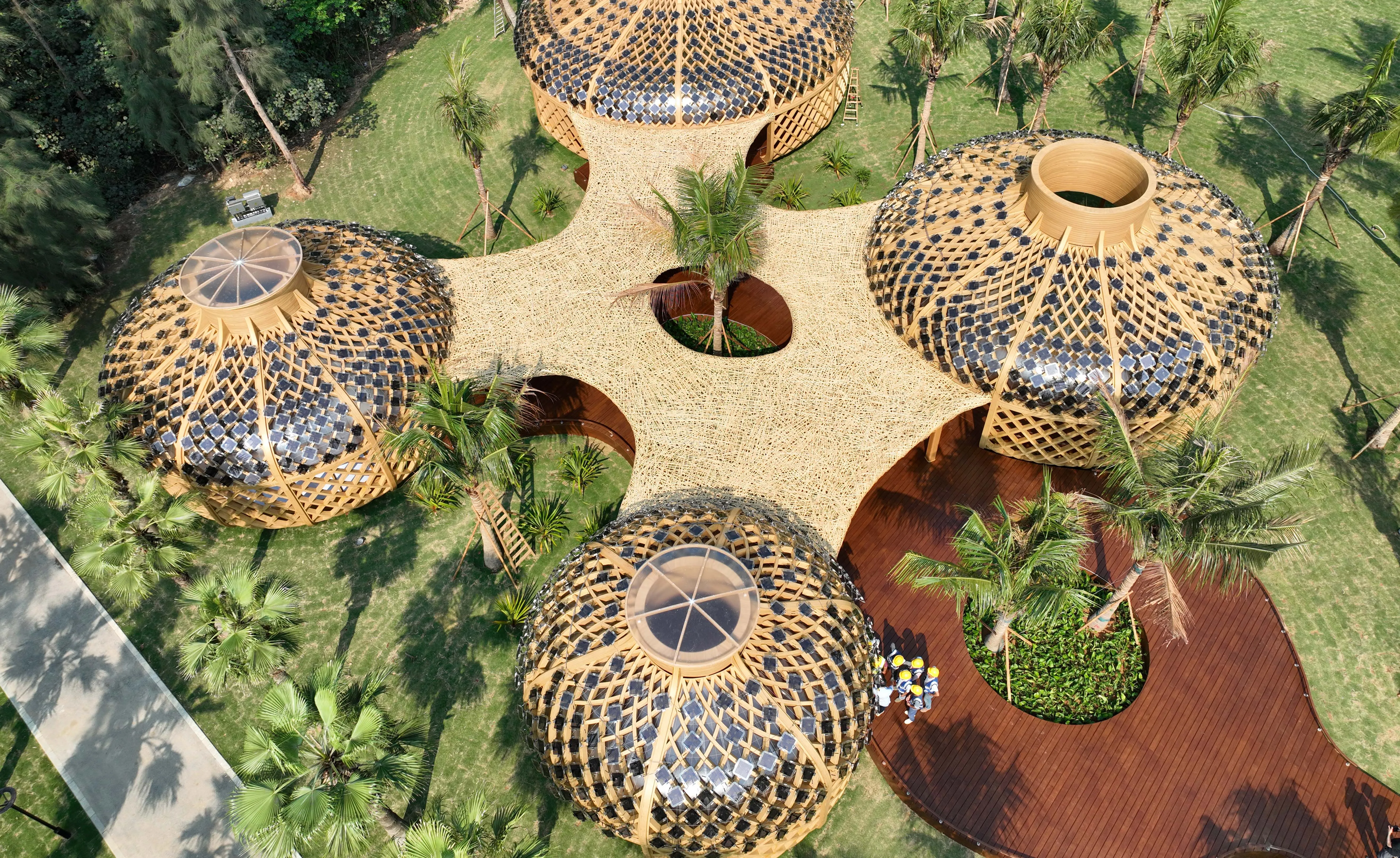 Modular Prefab Native Looking Luxury House Prefab Bamboo Wooden Lake ...