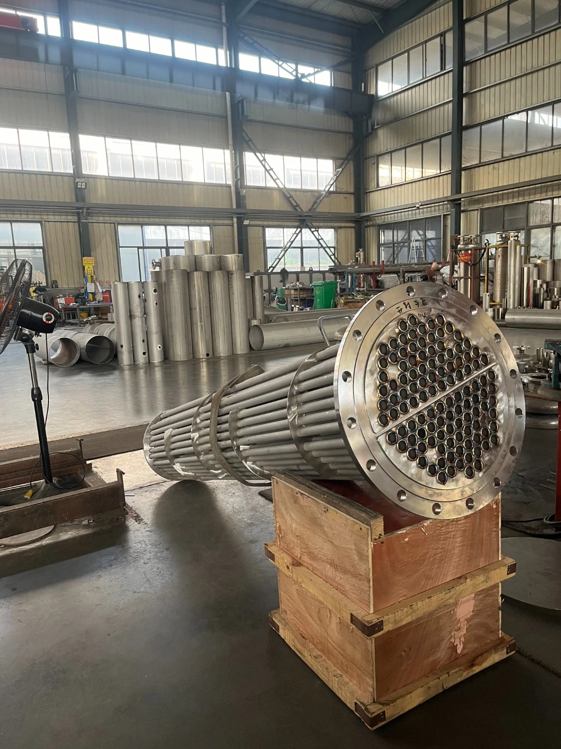 Industrial Shell and Tube Heat Exchanger 50PSI Pressure Rating Wide ...