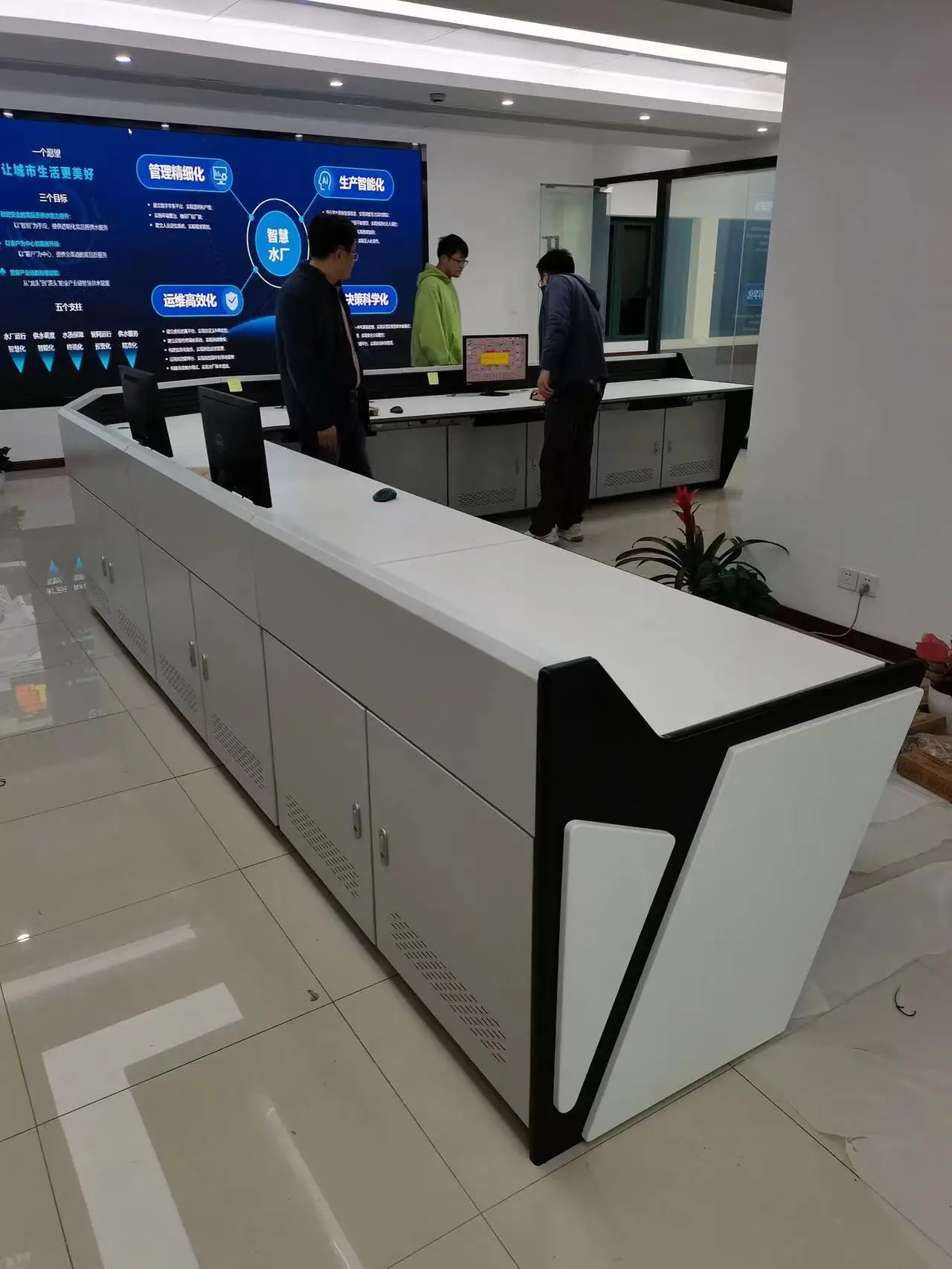 Customize Arc Shaped Work Station Desk Control Room Console Table ...