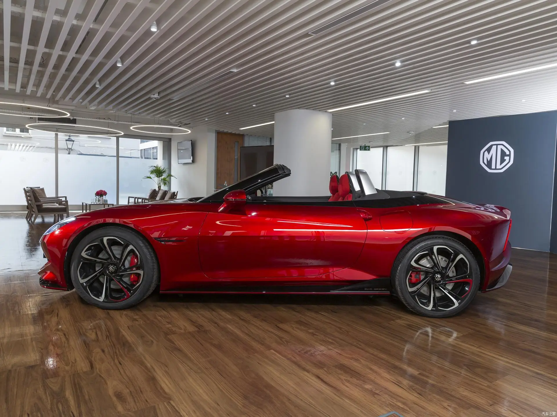 Saic MG Cyberster - 580KM Endurance Electric Sports Car