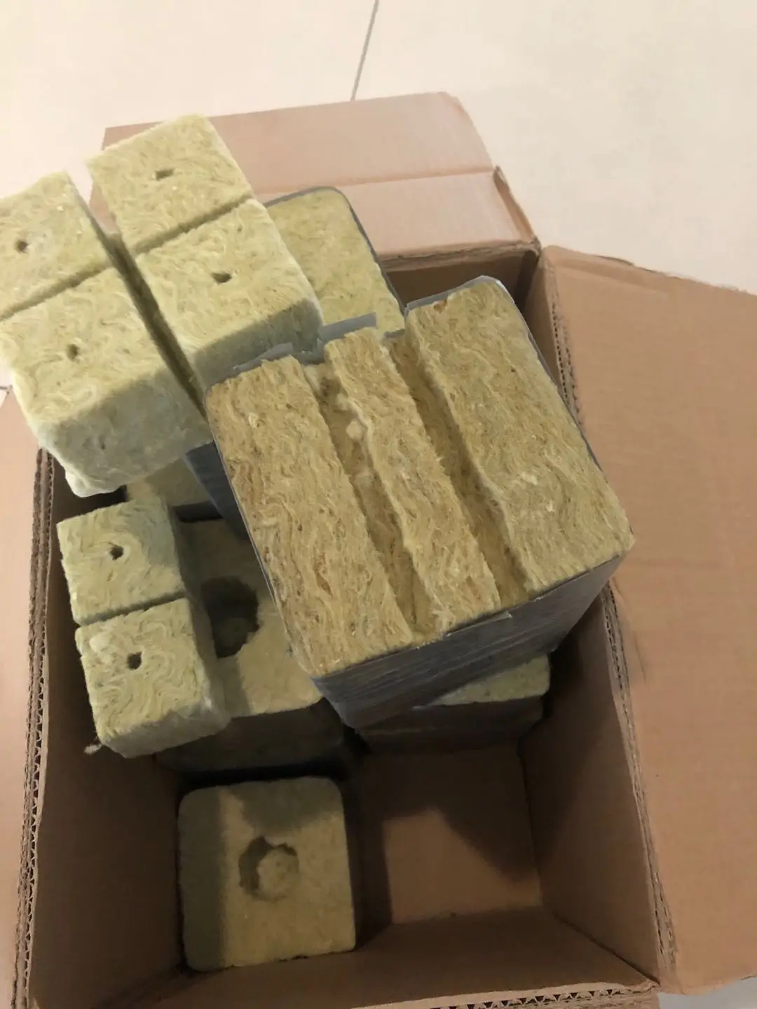 Hydrophobic Rock Wool Cubes And Agricultural Rock Wool For Plant - Buy ...