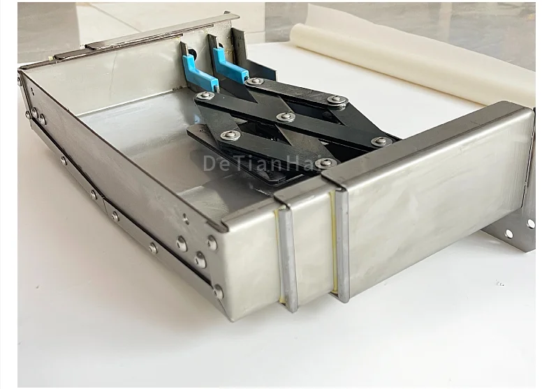 Custom Stainless Steel Machine Guide Retractable Steel Plate Protective ...