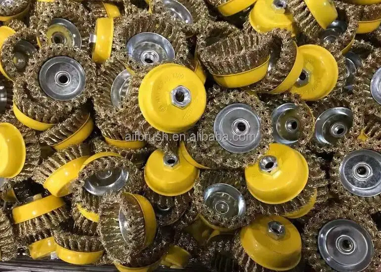 Heavy Duty Twist Knot Brass Wire Cup Brush for Rust Removal