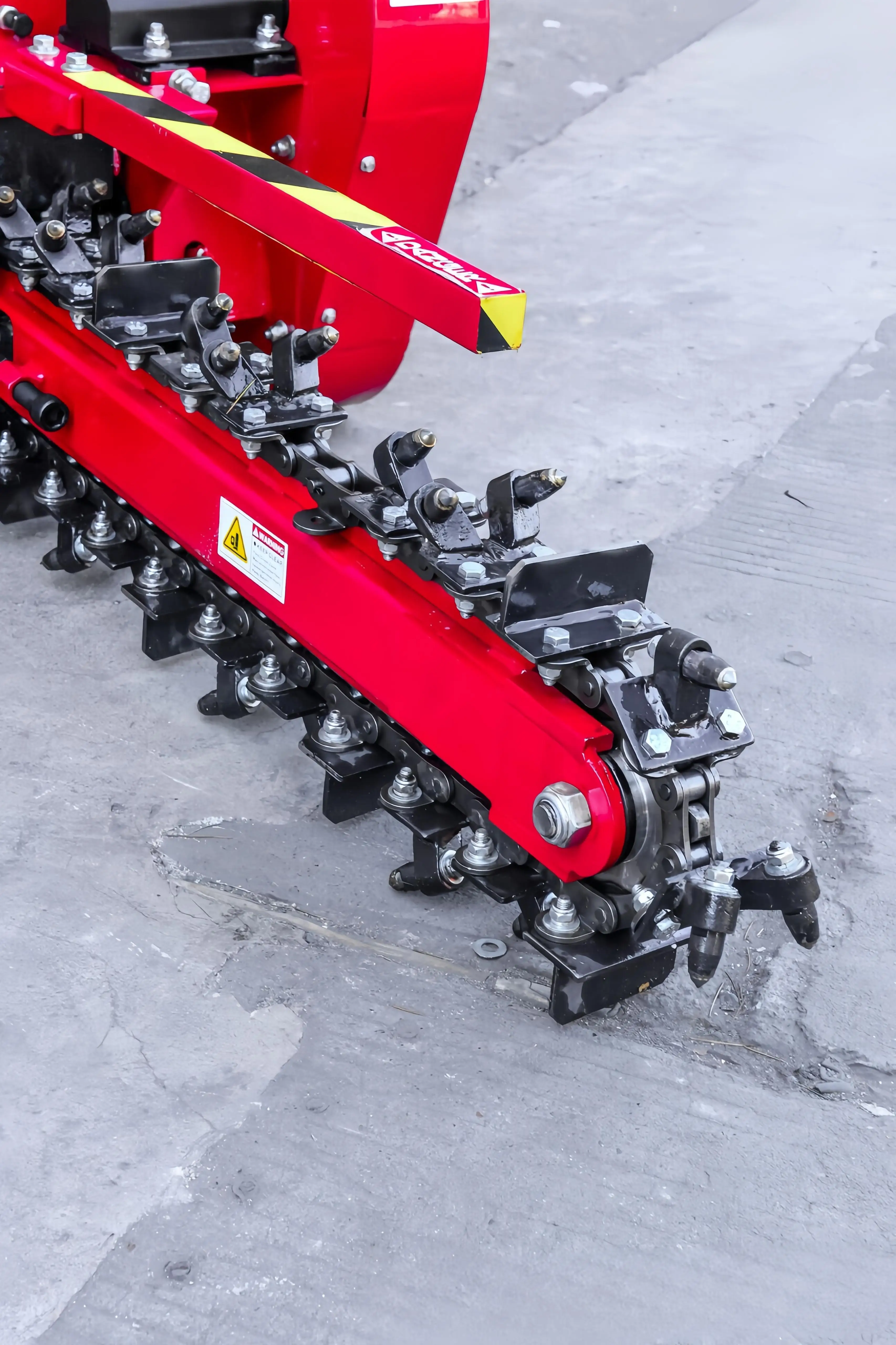 Hand-held Diesel Chain Trenching Machine Engineering Pipe Grooving ...