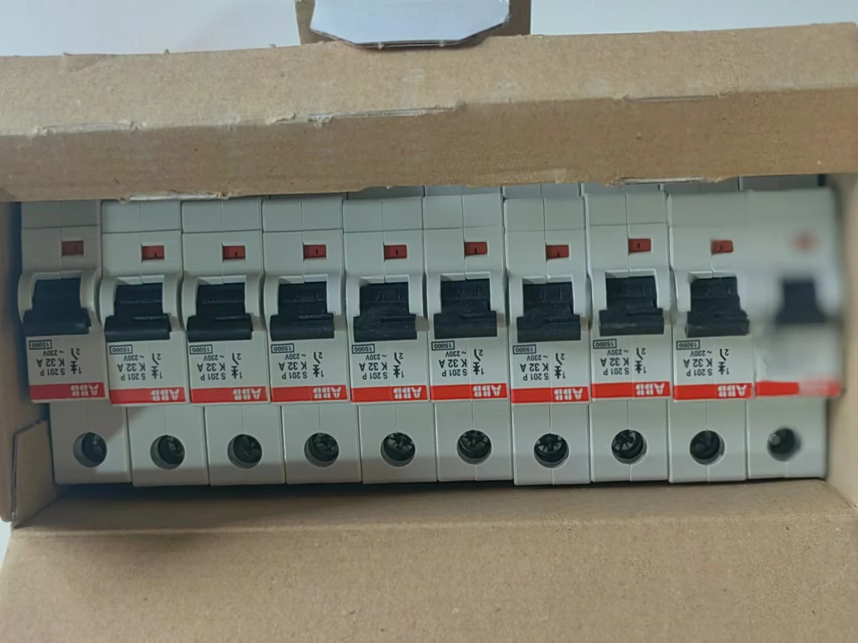 Abbs Miniature Circuit Breaker S201P-K32, 32A, 230V AC/DC