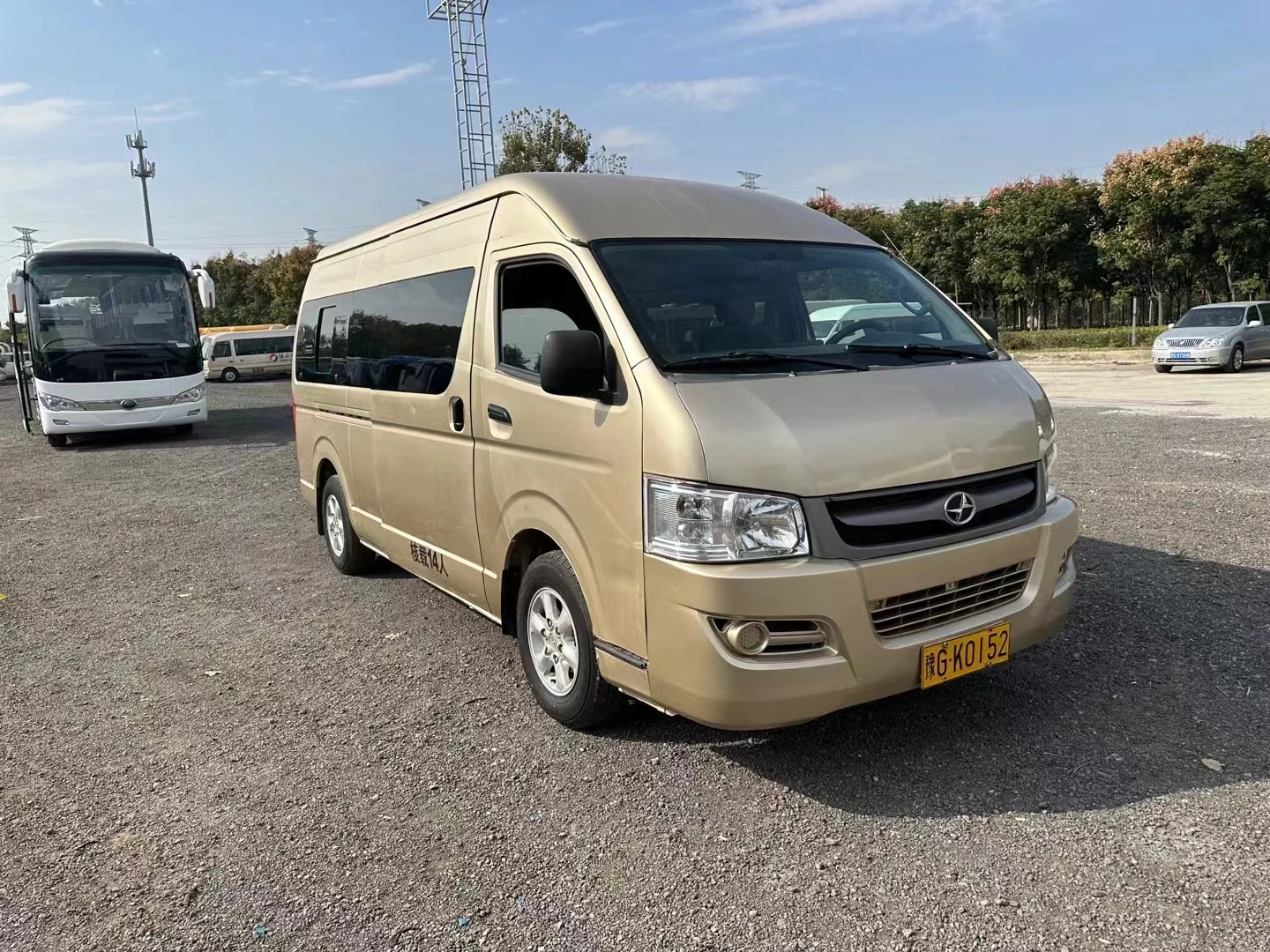 9 Seats Hiace Van - Manual Transmission - Euro 3 Emission