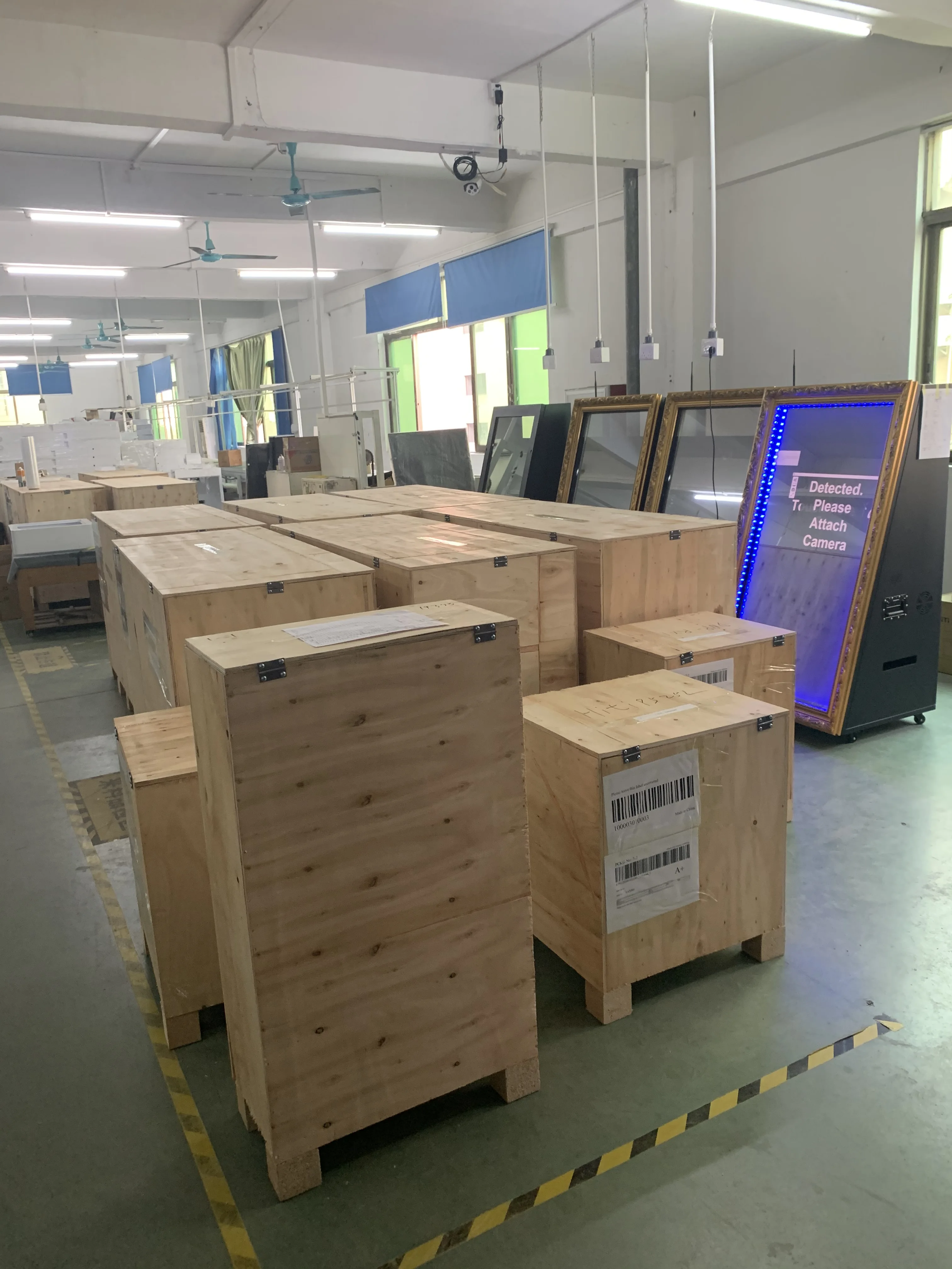 Phoprint Touch Screen Wooden Magic Mirror Photo Booth Machine For Party ...