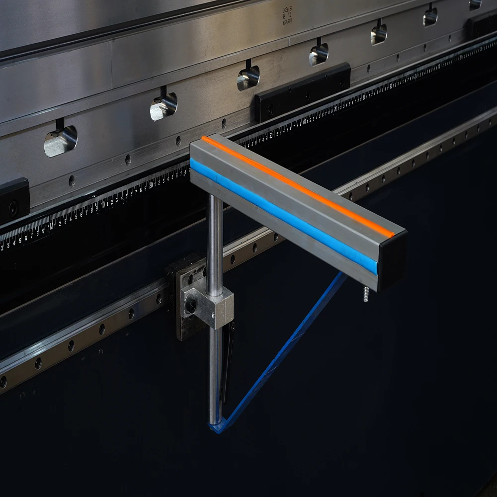 Wc67k Series 125t/4000 Cnc Adh Stong Rigid Design Metal Bending Machine ...