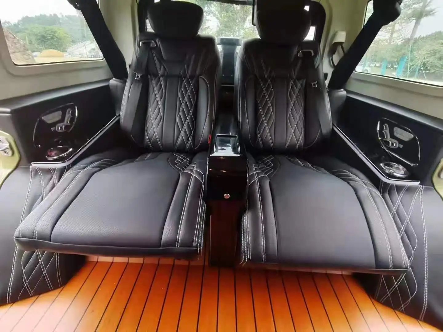 Luxury Seats Electric Seats With Armrest Box For Benz G W463 G500 G350 ...