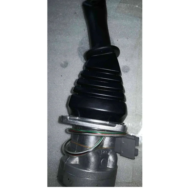 热卖ST1030挖掘机操纵杆PV48K1144液压先导阀| Alibaba.com