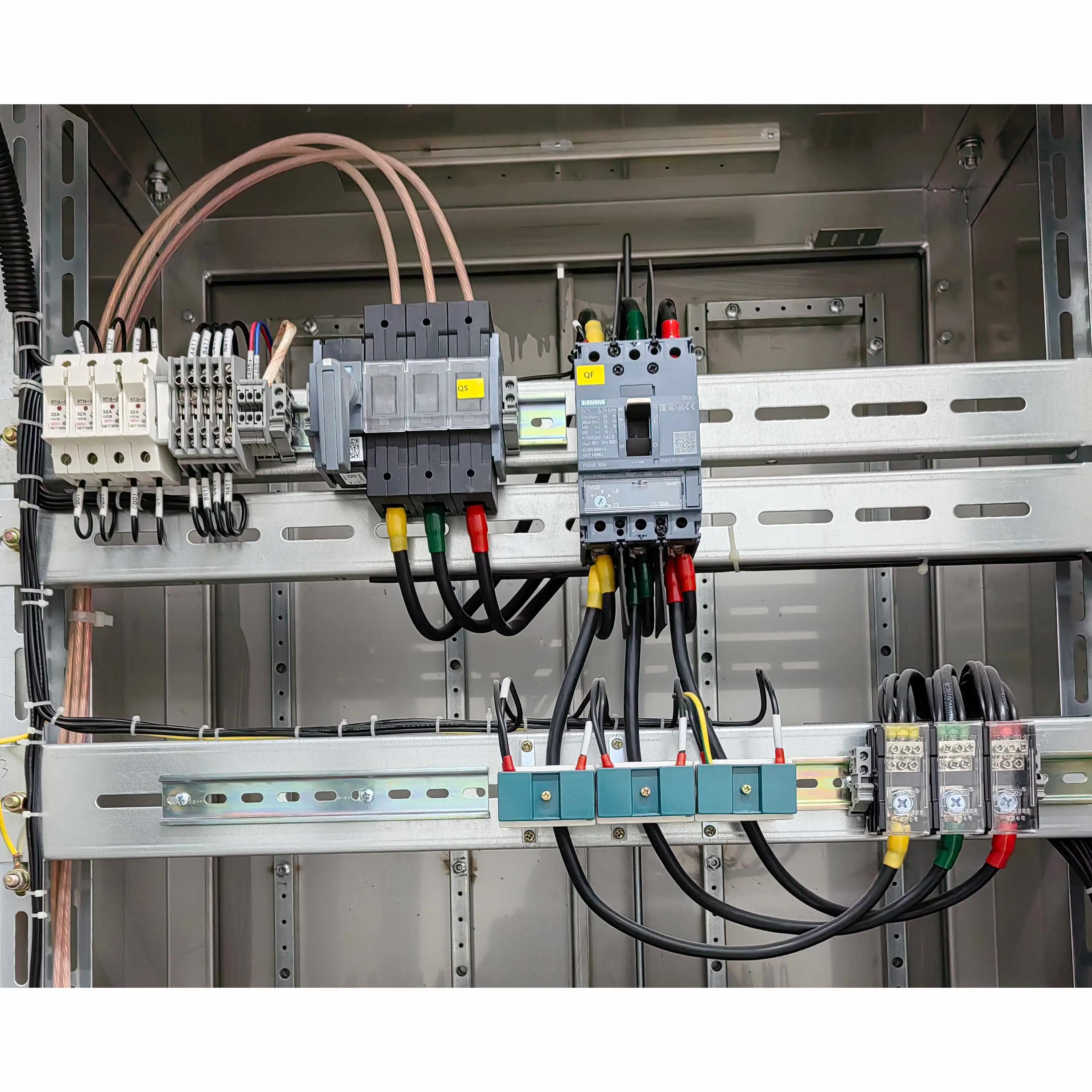 Electrical Power Distribution Equipment Cabinet Panels in Distribution ...