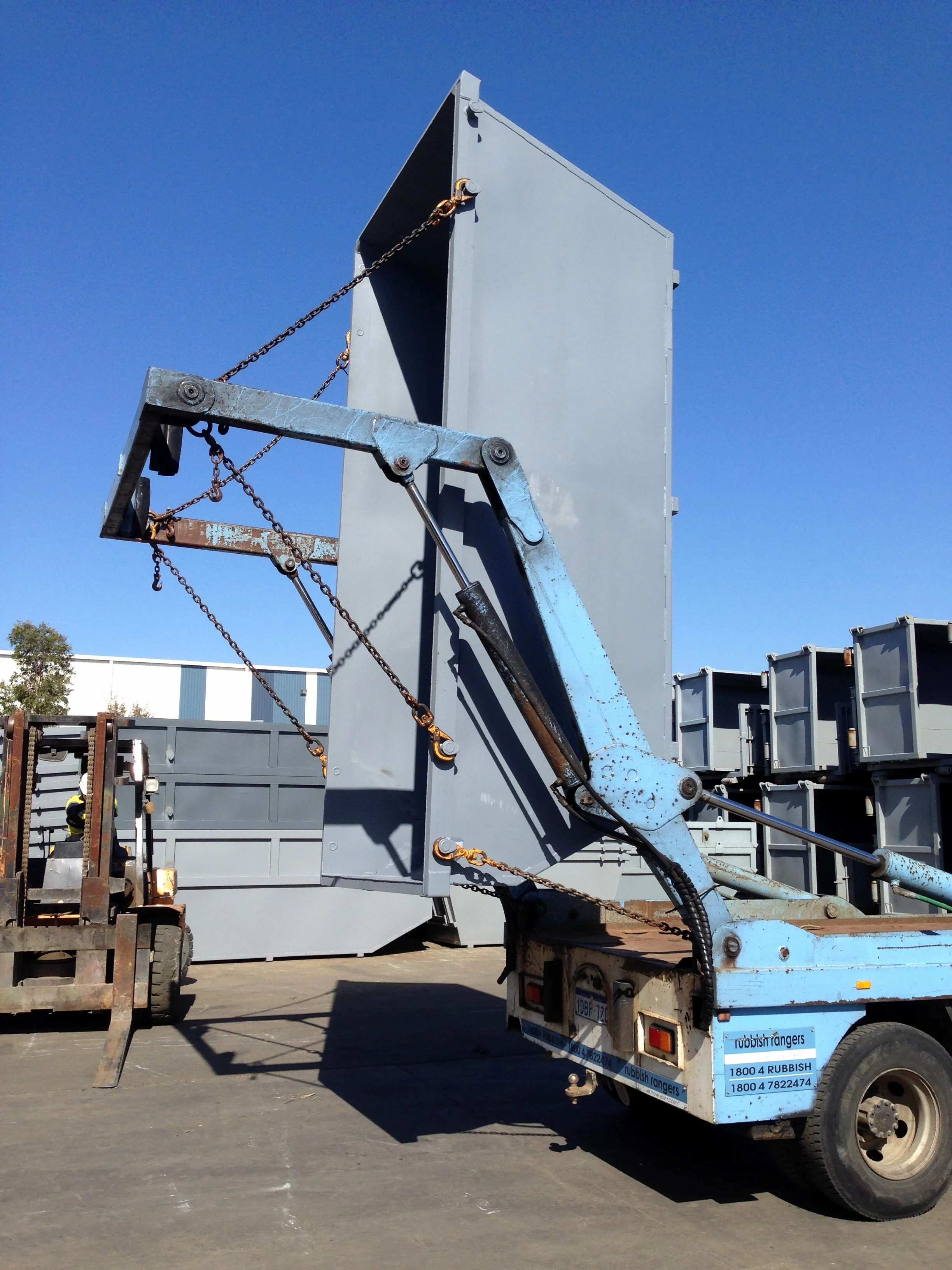 6cbm Truck Rubbish Recycling Bin Waste Management Steel Skip Gantry Bin ...