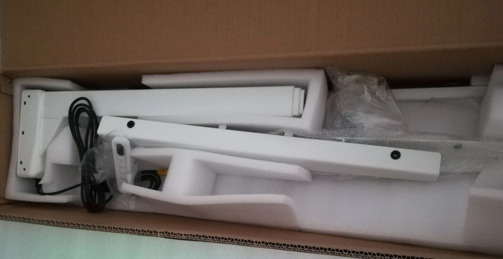 Standing Desk Lift Electric Height Adjustable Table Frame Long Computer ...