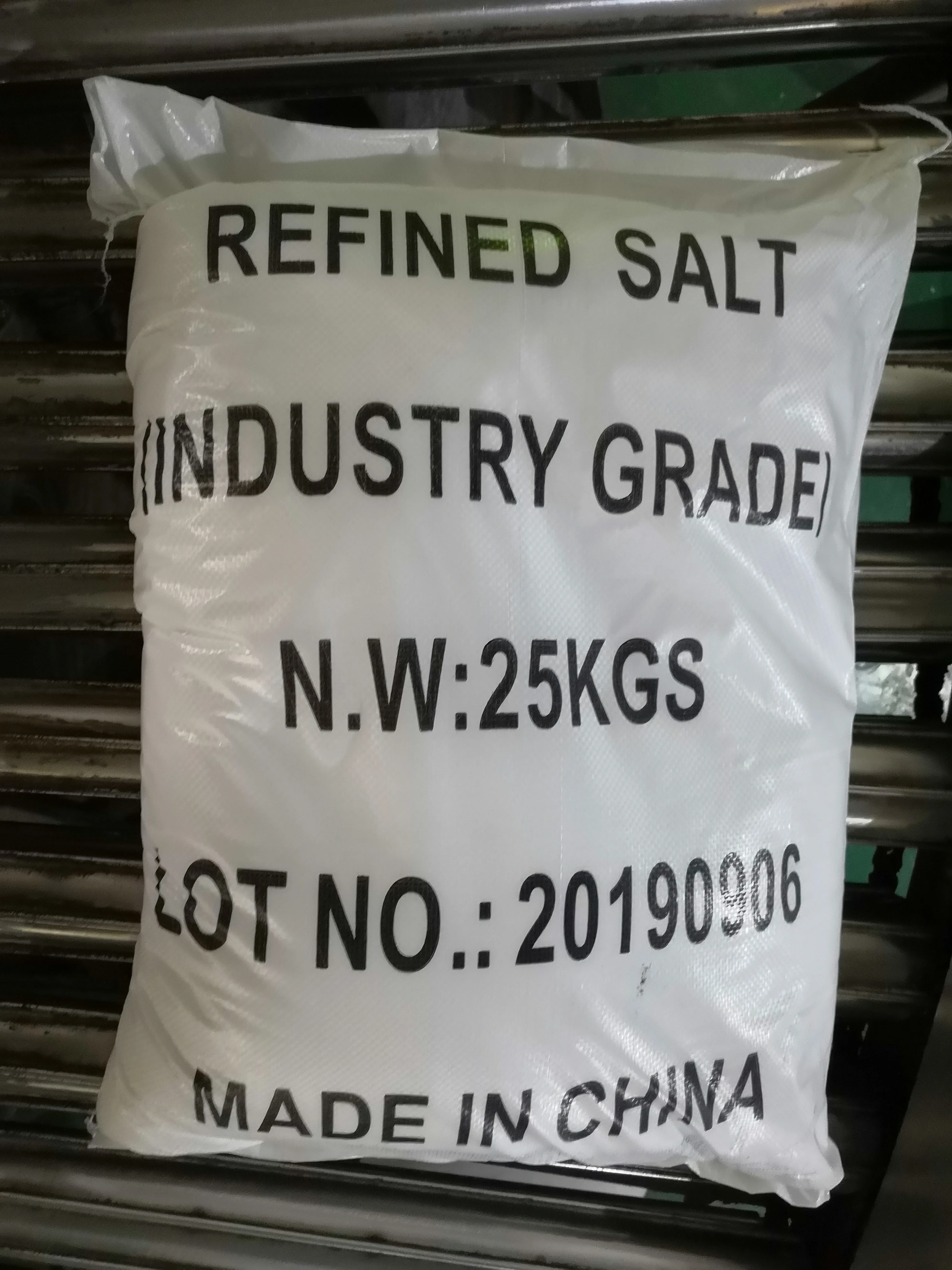 Himalayan Salt Mineral Salt Sodium Chloride Nacl 98% Content Edible and ...