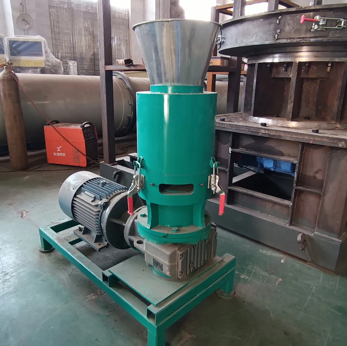 Roller Rotating Flat Die Wood Pelleting Making Granulating Machine ...