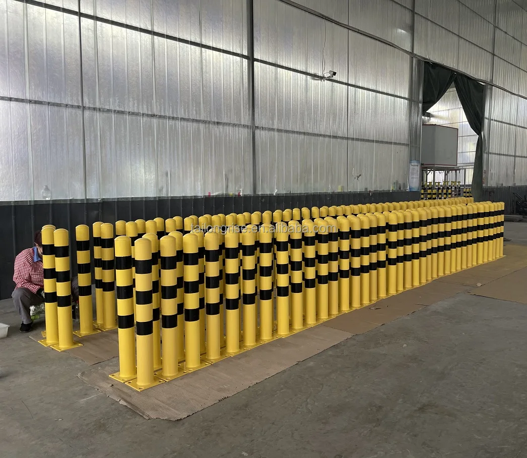 Surface Mounted Steel Pipe Bollard With Black Stripes Traffic Safety ...