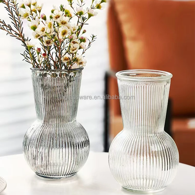 Modern Fluted Glass Bud Vase Handcrafted Glass Vase Clear Flower Vase ...