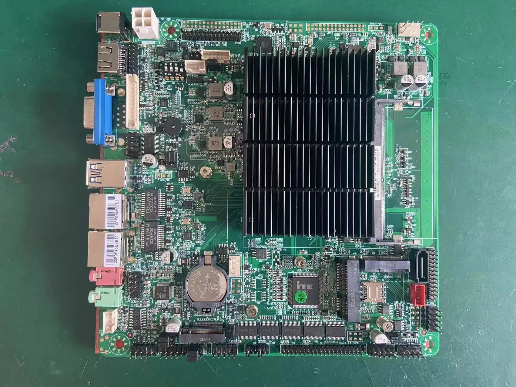 万兰无风扇17x17迷你itx j6412主板1 LAN 2 COM M.2固态硬盘双显示四核LVDS DDR4| Alibaba.com