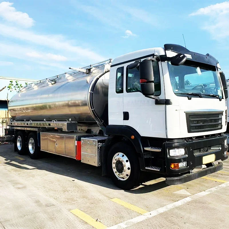 Berkley Heavy Petrol Delivery Tanker Trailer Gasoline Fuel Tank ...