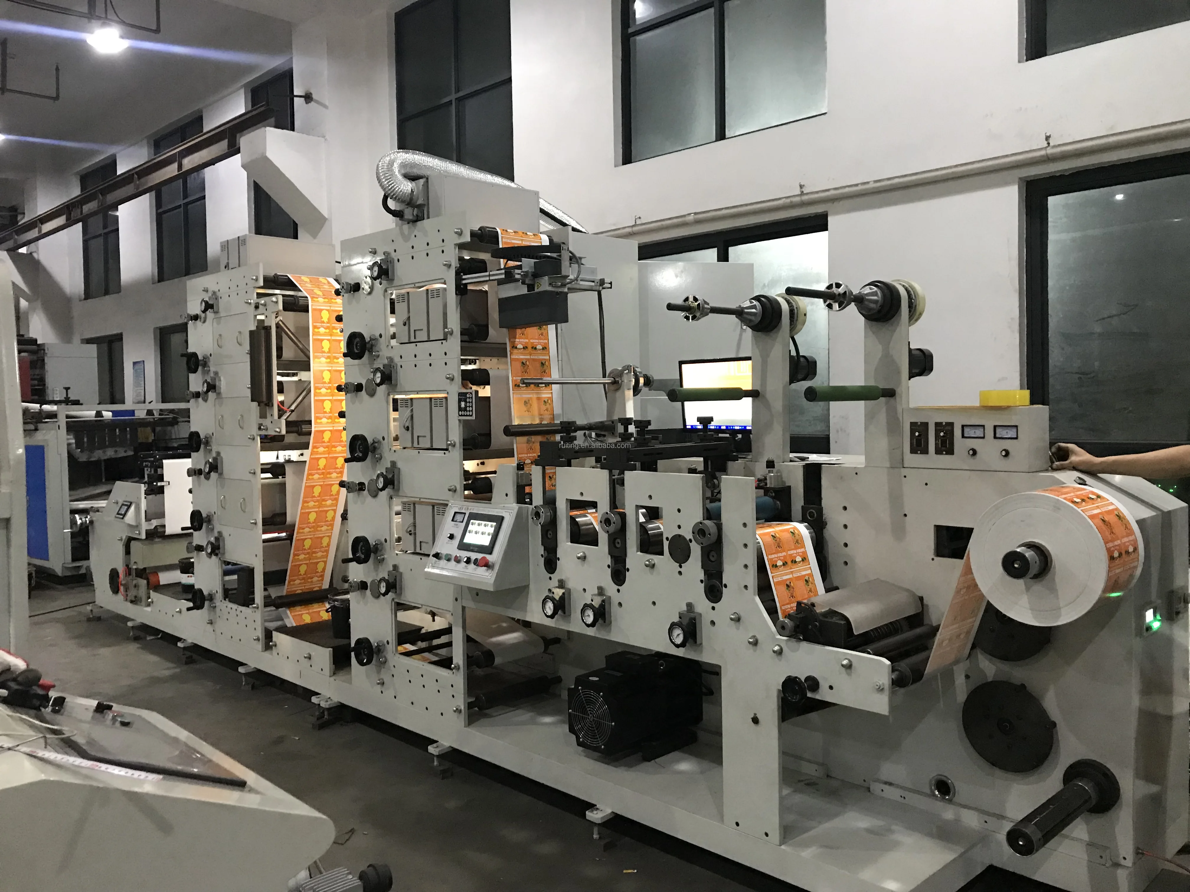 Servo Motor Label Sticker Roll Printer 320 8 Color Printing Machine For ...