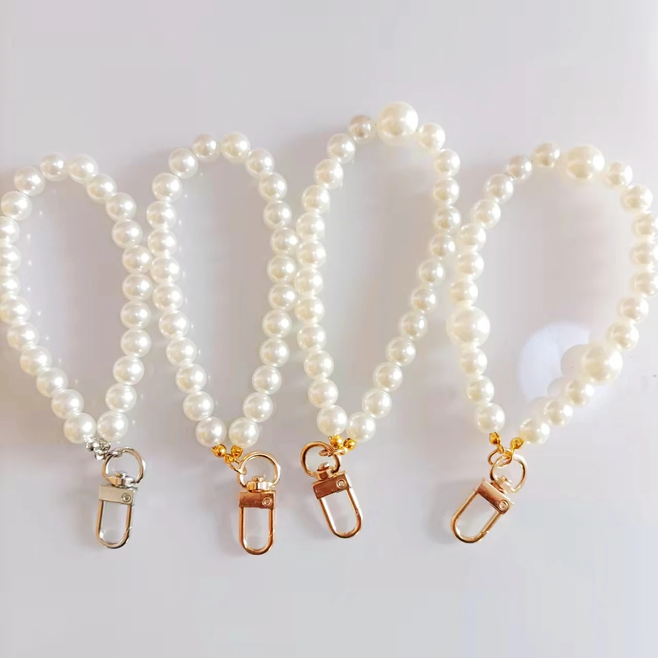 Factory Wholesale Pearl Keychain Creative Small Gift Pearl Key Ring ...