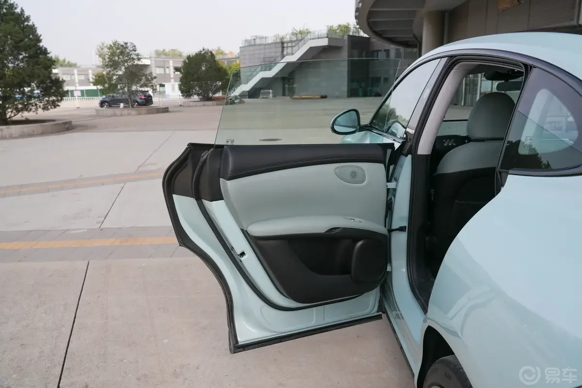 Im Ls6 Electric Car 2023 Ls6 High Power 4wd Zhiji Ls6 Sports Car New Energy Vehicles - Buy 2023 ...