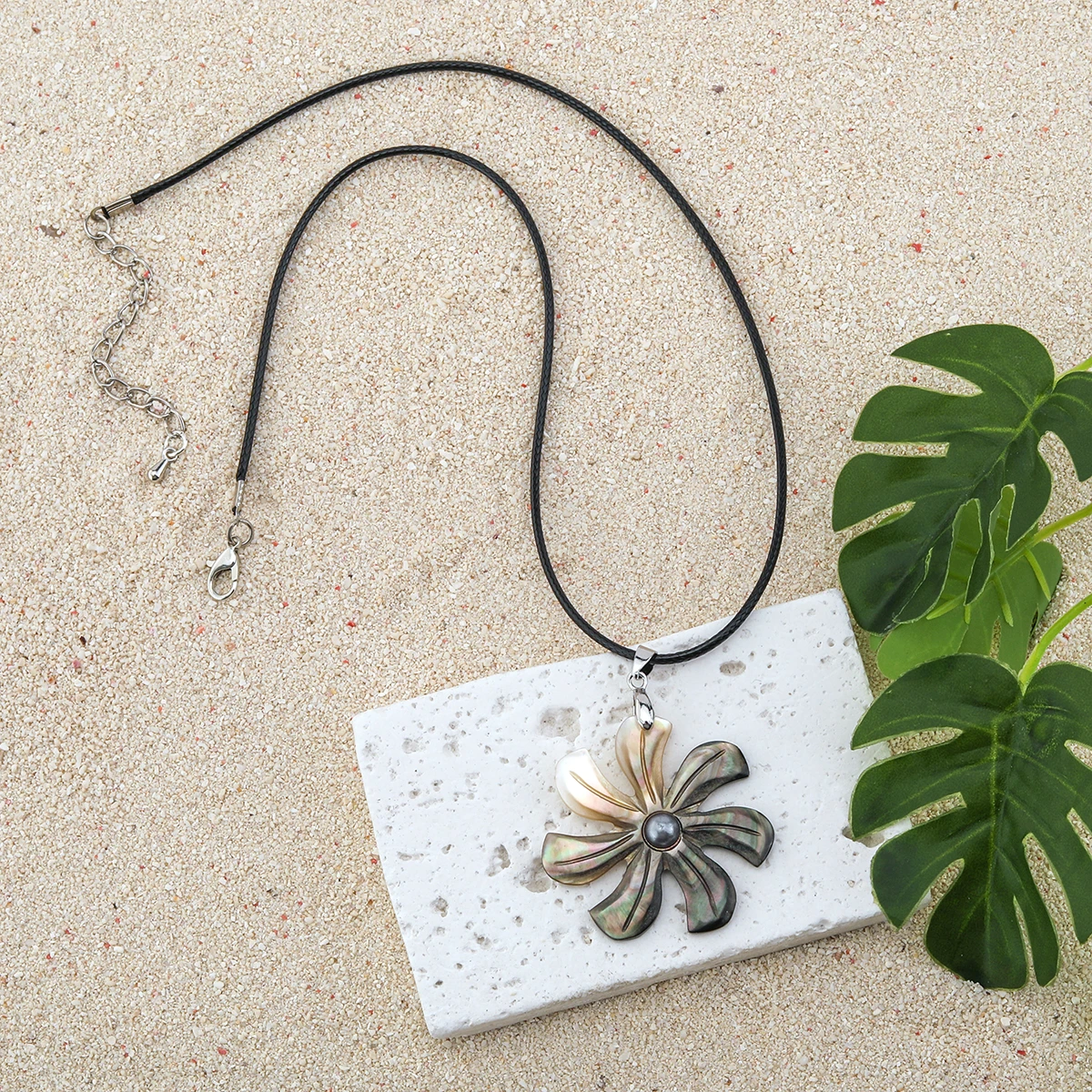 Personality Hawaii Samoan Necklace Flower Design Mother of Pearl ...