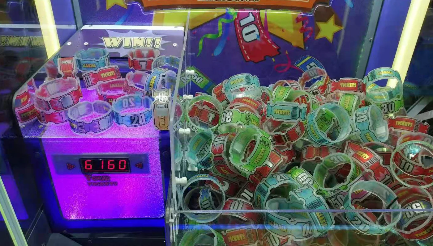 Lottery Carnival Ticket Claw Crane Redemption Game Machine