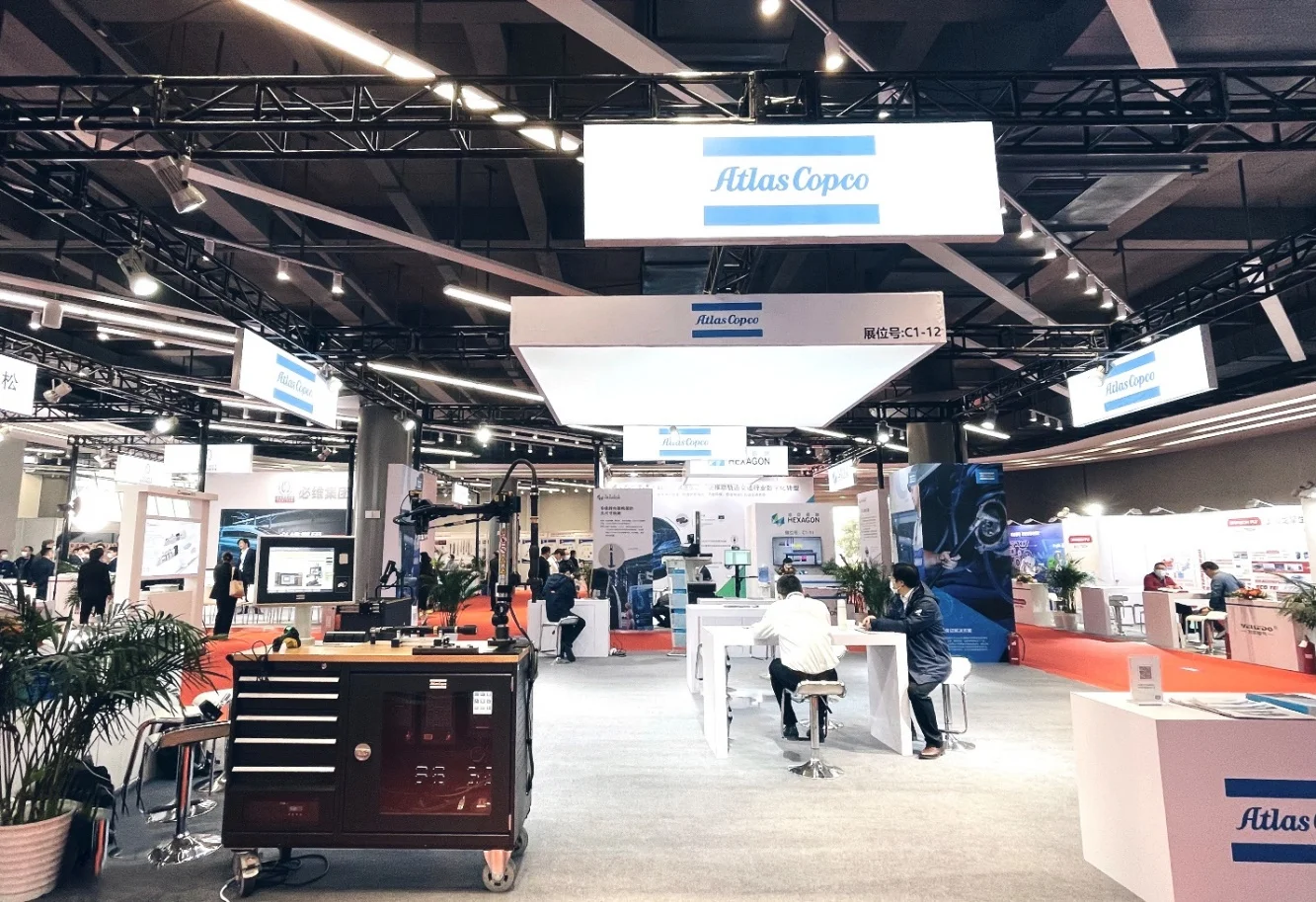 아트라스콥코 스크류 공기 압축기 부품 로터 Airend C146 1616714683 1616714693 Airend 공기 끝 ...